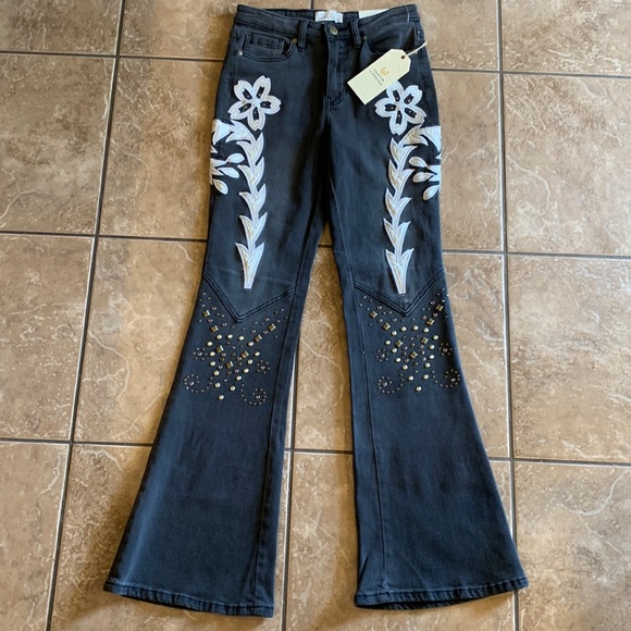Austin Landing | Jeans | Austin Landing Mid Rise Western Flare Jeans ...